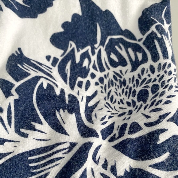 vfish | Dresses | Vfish Navy Floral Dress | Poshmark